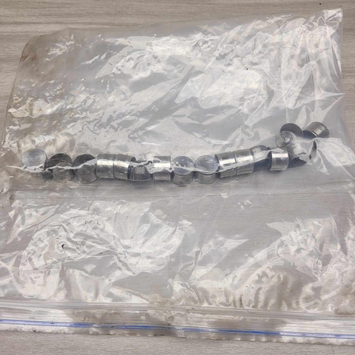 GSF250 Bandit (GJ74A) valve buckets and shims — Motor Morgue