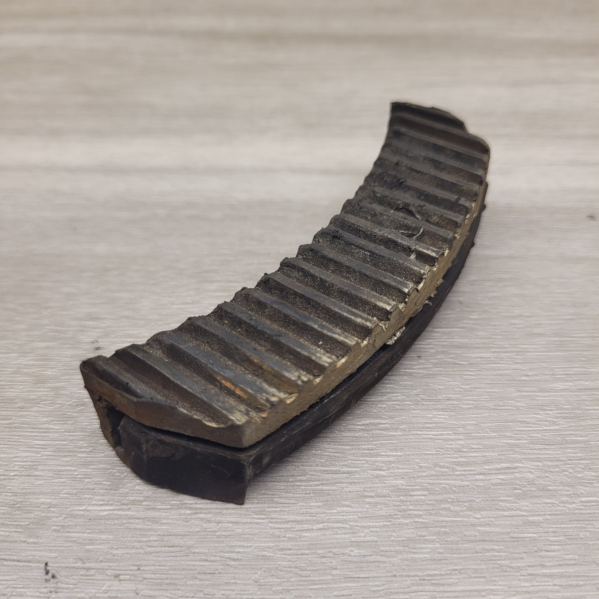 GSX250 Invader Front tank mount rubber — Motor Morgue